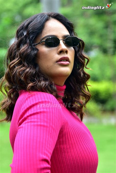 nandita swetha photos tamil actress photos images gallery stills and clips