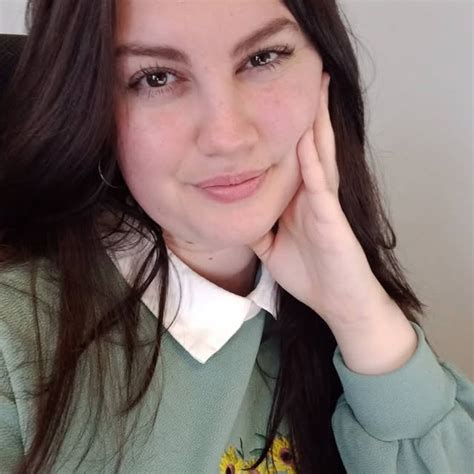 N I K I T A H A Y W A R D Kita Kat X On Threads