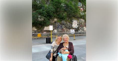 Sally R Wright Orlando