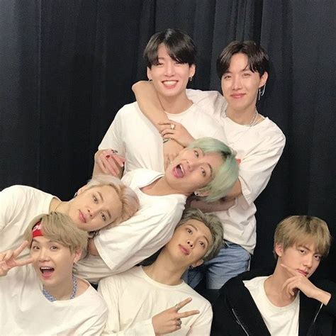 Bts Icon Bts Aesthetic Group Photo Bts Pfp Ot7 Bts Aesthetic