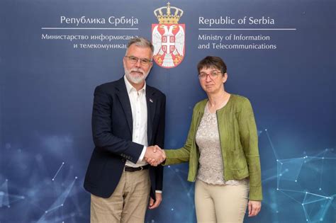 Министар информисања и телекомуникација г Дејан Ристић састао се данас са амбасадорком Савезне
