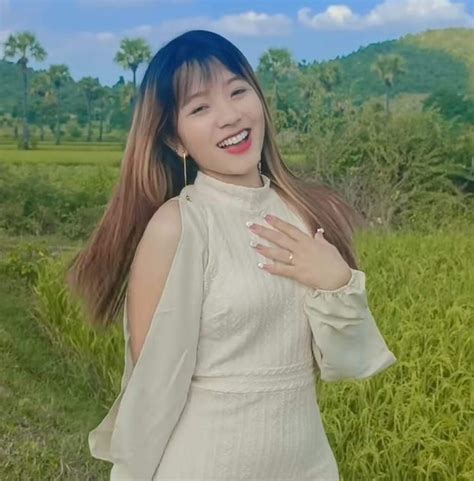 💜💜💜 အပေါ်ရံကိုကြည့်ပြီး ဆုံးဖြတ်တဲ့မိန်ကလေးတွေဆို အရမ်းမုန်းတယ်