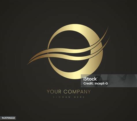 황금 원형 반지 로고 두 개의 부드러운 추상 곡선 디자인이 절반으로 이뤄졌으며 골드 스타일 로고 벡터 일러스트레이션으로 회사 및