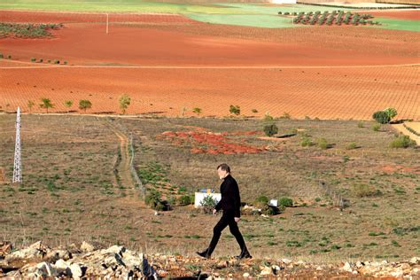 Huub Van Der Lubbe Raakte 55 Jaar Geleden Betoverd En Mag Nu Zelf Don