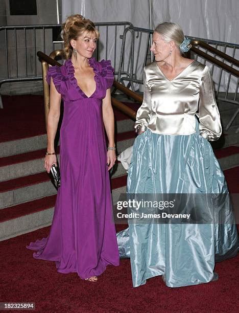 294 Vanessa Redgrave Natasha Richardson Photos And High Res Pictures