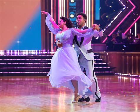 Two Dwts Stars Wear These Comfy Leggings To Rehearsal — And Theyre