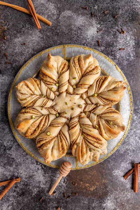 Baklava Star Bread