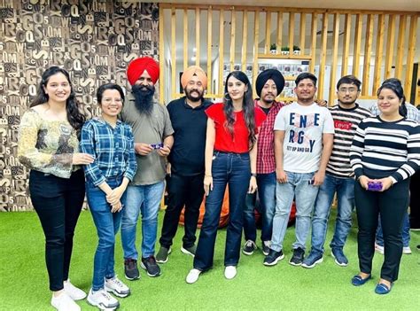 jaspreet kaur on linkedin cv hiring team seo php
