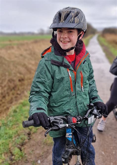 British Teen Is The First To Have A Skull Implant That Controls Severe