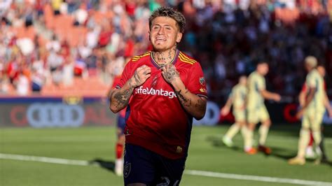 Diego Luna Scores Twice As Rsl Rolls Past New York Abc4 Utah