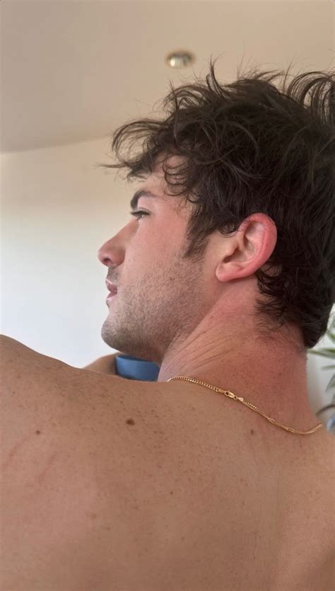 Pin By Katie On Wallows Dylan Just Beautiful Men Best Indie Bands