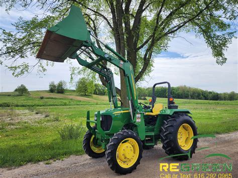 John Deere 5075e Utility Tractor And Loader Regreen Equipment And Rental
