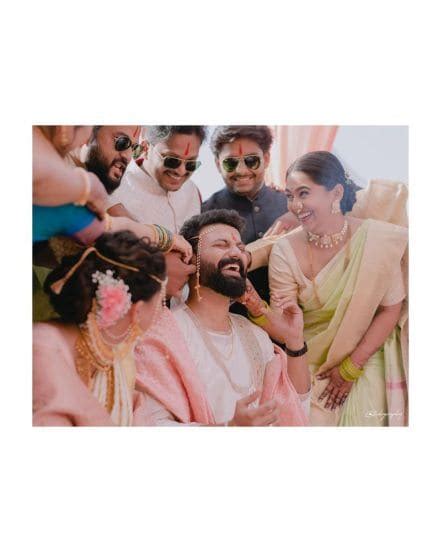 Gautami Deshpande And Swanand Tendulkar Marriage Photo Viral Actress Mangalsutra Design Grabs