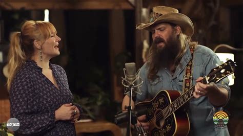 Chris Stapleton And Morgane Stapleton Perform “where Rainbows Never Die
