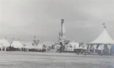 ประวัติอนุสาวรีย์พิทักษ์รัฐธรรมนูญหรืออนุสาวรีย์ปราบกบฏบวรเดช 2476