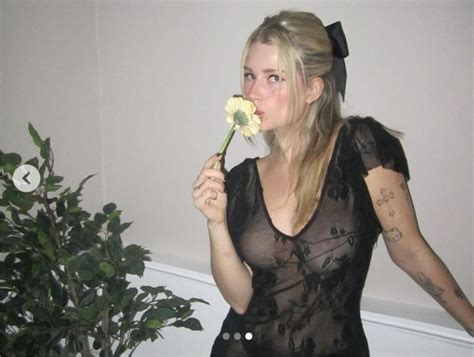 Gorgeous Blonde Dicky101