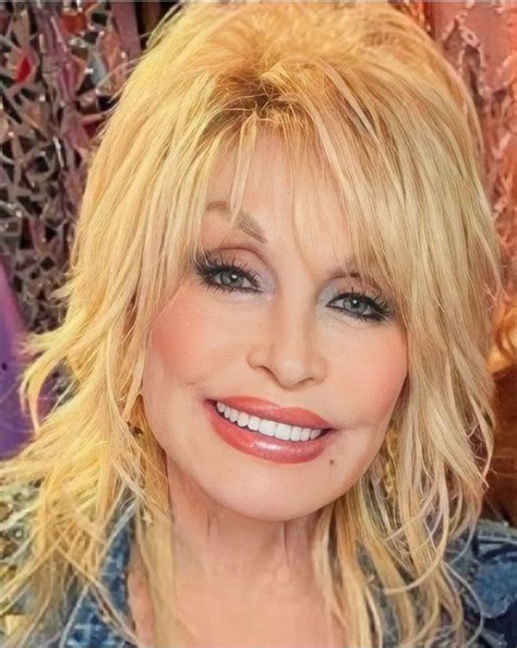 Pin By Robert De La Rosa On Dolly Parton Dolly Parton Beauty Eyes