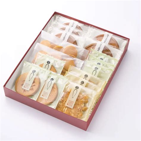【化粧箱入】味くらべ 16袋入 田中屋せんべい総本家 【化粧箱入】味くらべ 16袋入 田中屋せんべい総本家