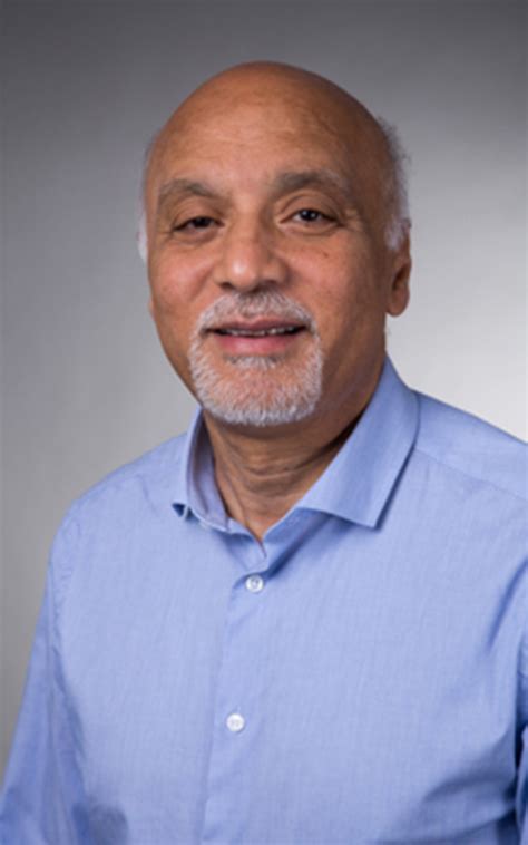 Mohamed Chahine Cercle Des Ambassadeurs De Québec