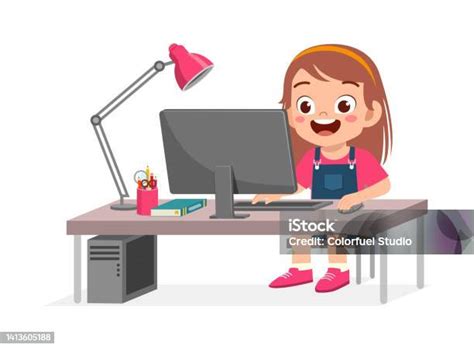 귀여운 작은 아이는 인터넷을 공부하기 위해 컴퓨터를 사용합니다 컴퓨터에 대한 스톡 벡터 아트 및 기타 이미지 컴퓨터 가상