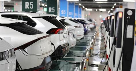 2030년 사용후 배터리 시장 성장 전망 산업 활성화 필요” 2030년 사용후 배터리 시장 성장 전망 산업 활성화 필요”