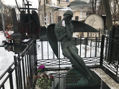 Могилы знаменитостей на Ваганьковском кладбище Часть 1 Следуй за нами Дзен