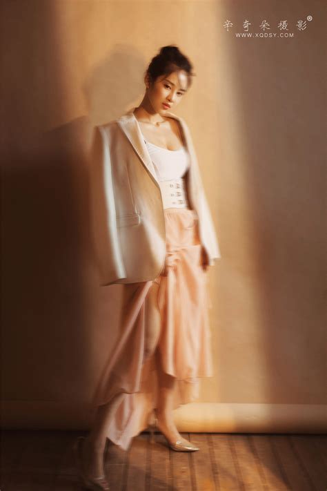 100%原创写真,我的青春我做主! 搜狐大视野 搜狐新闻 100%原创写真,我的青春我做主! 搜狐大视野 搜狐新闻