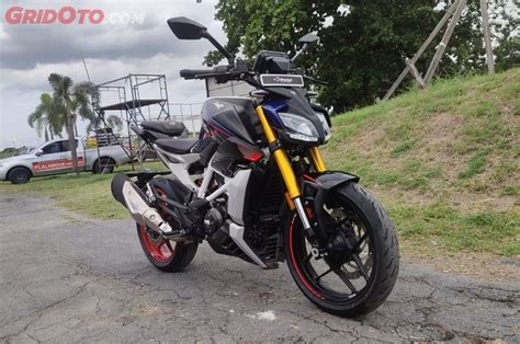 Lihat Fitur Tvs Apache Rtr 310 Pakai Mesin Terbalik Dari Bmw Gridoto