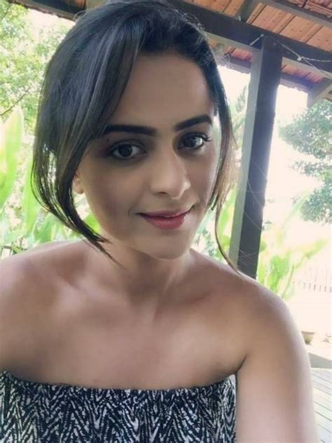 Looking Cute Telegraph