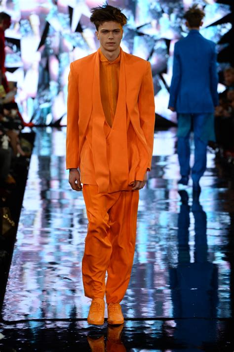 Xiaomeng Yang At Lcf Ma14 Runway Show Homotography