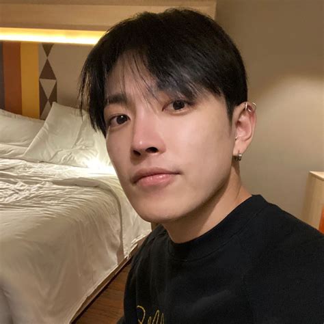 Hongjoong Ateez Icon Selca Kim Hongjoong Kim Rapper