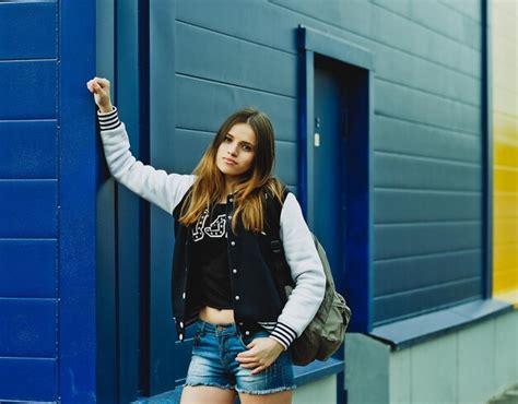 Premium Photo Stylish Hipster Girl