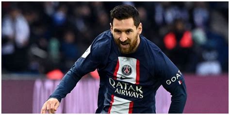 تصویر پربازدید لیونل مسی با لباس عربی عکس