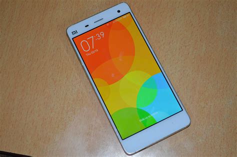 Xiaomi Mi 4 - The Flagship Re-Defined - Absolute Gizmos
