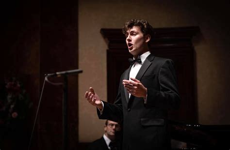 Williiam Thomas Bass Short Biography