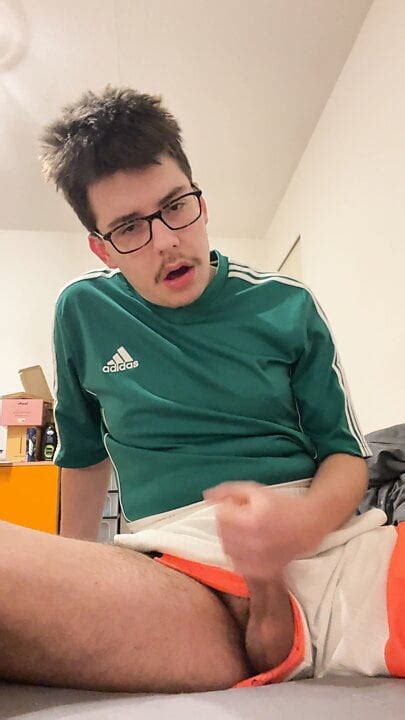 Geman Twink Jake019xx Wanks In Adidas Jersey Shirt And Under Armour