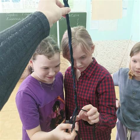 В начале апреля в начальной школе было проведено мероприятие посвященное дню смеха Шишова