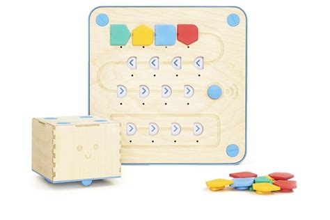 primo toys cubetto play set for robot coding kit