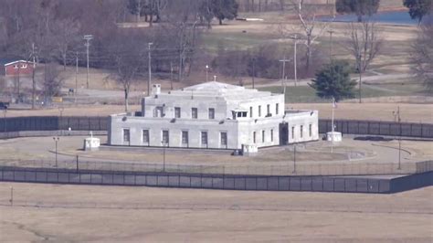 Fort Knox Kentucky Gold Depository What It Looks Like