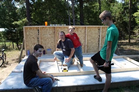 Busy Hands Busy Minds The Building Of A Chicken Coop