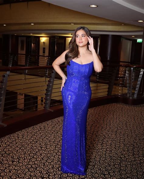 Anna Vicente R Celebsph