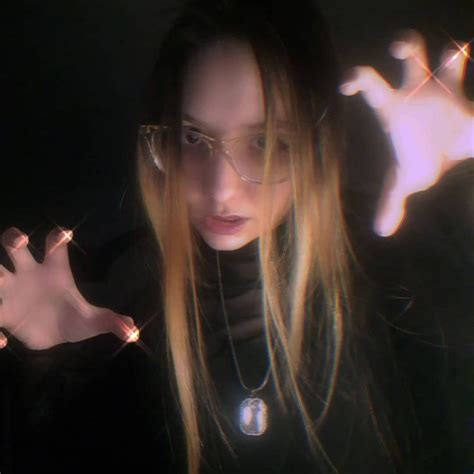 Alt Girl