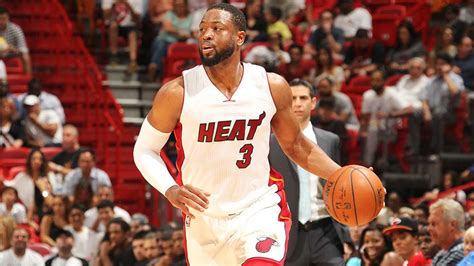 Dwyane Wade Miami Heat Agree To One Year 20 Million Deal Sports