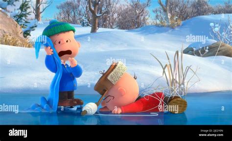 Linus Charlie Brown Snoopy And Charlie Brown The Peanuts Movie Stock Photo Alamy