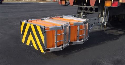 신도산업 트럭쿠션탱크60 Tma 1등급 충돌테스트 합격