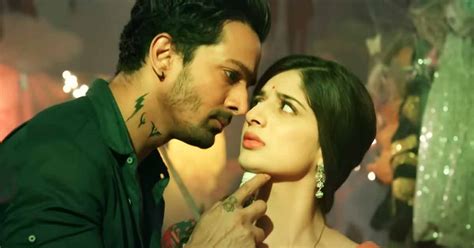 Sanam Teri Kasam Re Release Box Office Ruling 2nd Highest Ticket Sales Of Bollywood On First