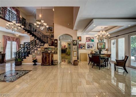2900 Pinto Ln Las Vegas Nv 89107 Redfin