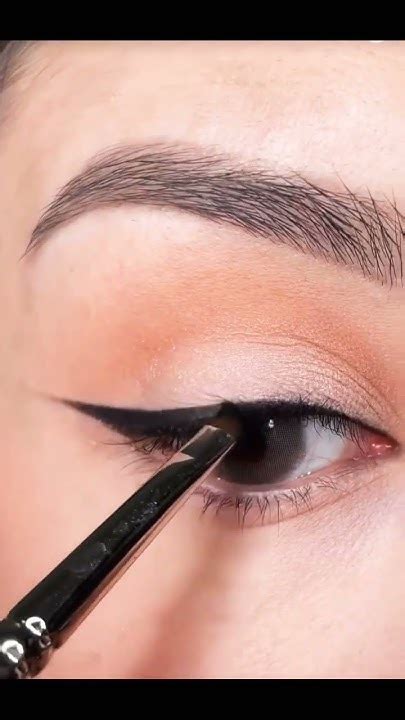 Fleeky Eyes Makeuptutorial Eyelinerhack Simplelinearregression