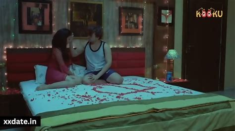 Holi Me Bhabhi Ke Sath Kiya Ganda Kaam Swimming Pool Me Sex