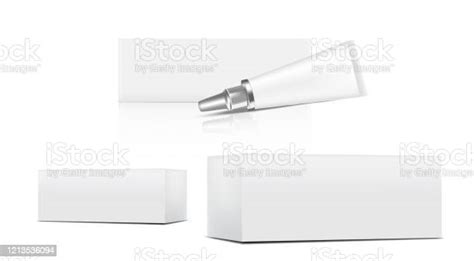 튜브 흰색 배경 그림에 스킨 케어 제품에 대한 현실적인 화장품과 상자를 조롱 건강 관리 및 의료 개념 디자인 0명에 대한 스톡